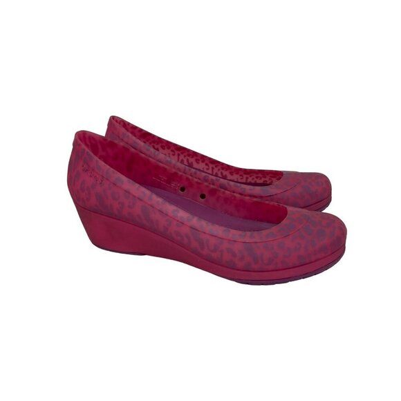 CROCS | Shoes | Crocs Carlisa Pink Purple Leopard Animal Print Wedge ...